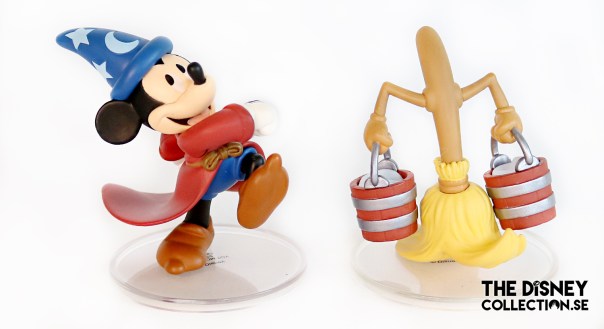 Mickey Mouse & Broom – Medicom Ultra Detail Figure