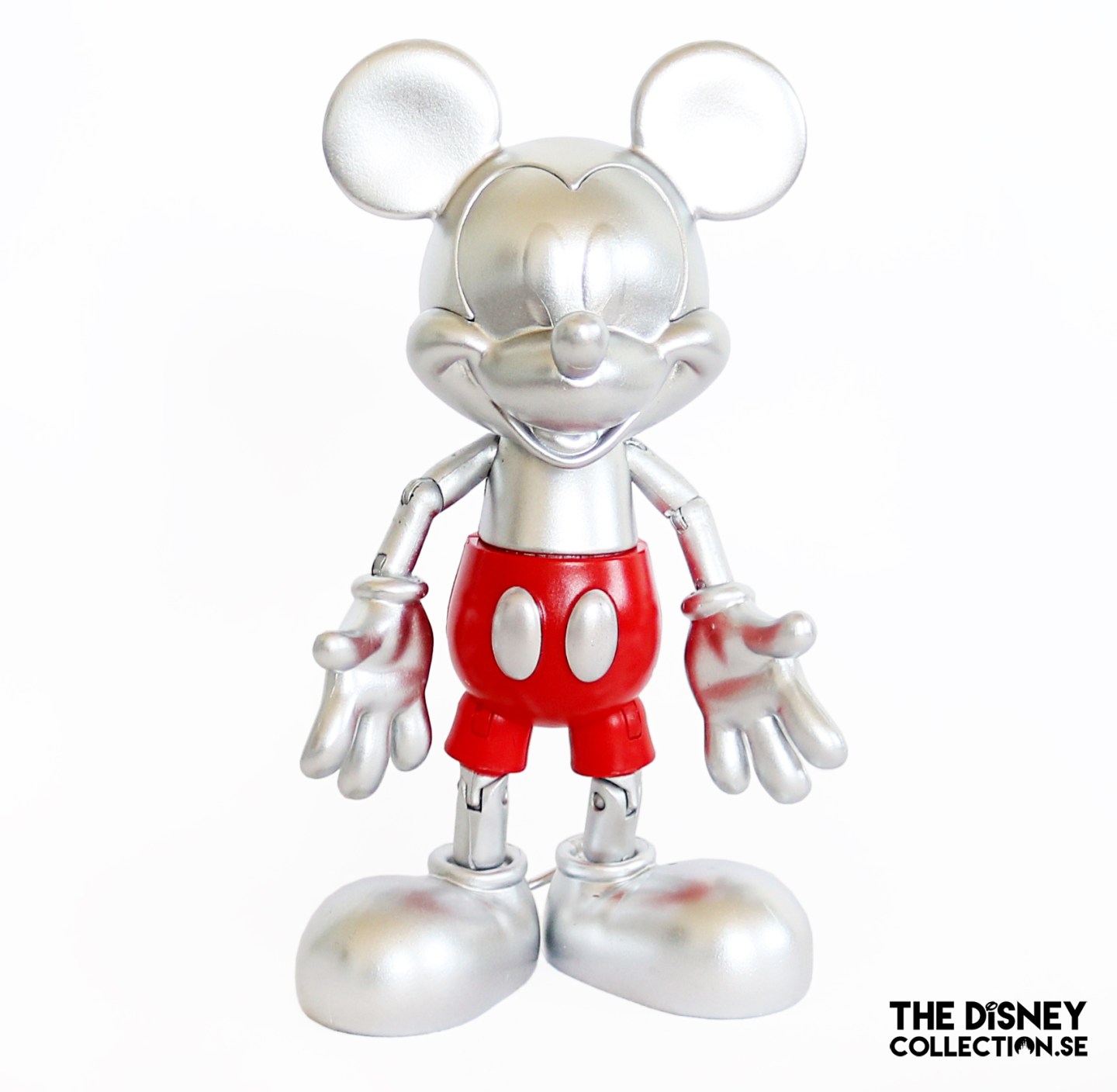Disney100 – Primark Mickey Mouse Through The Ages Articulated Figure
